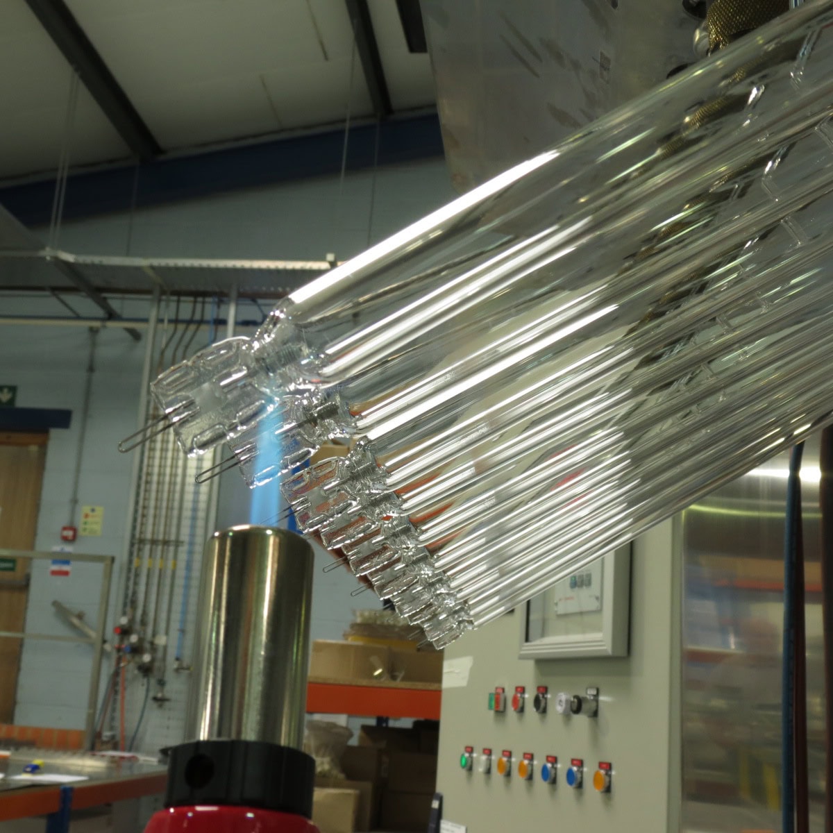 How does a UV Lamp work? - Southern Lamps